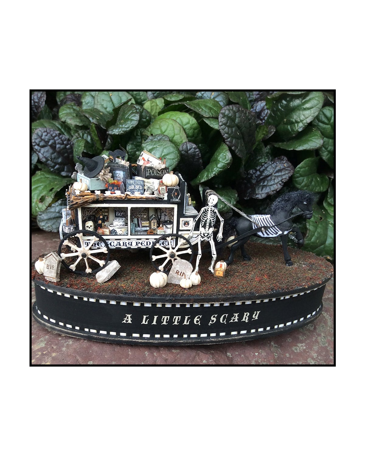A Little Scary - 1/4" scale (1:48) | Robin Betterley's Miniatures